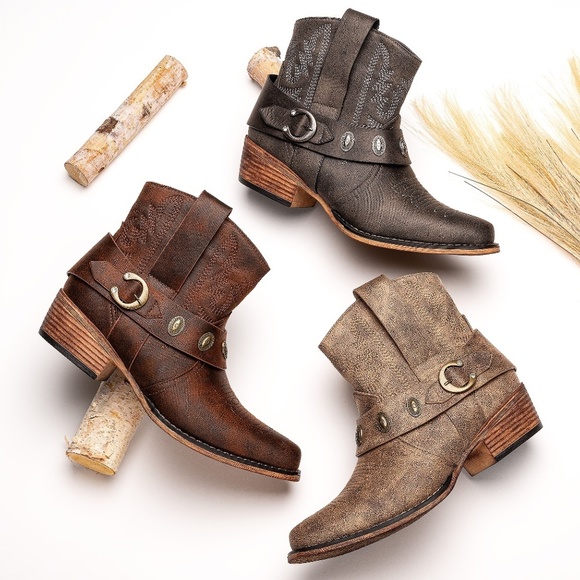 Pierre Dumas | Shoes | Tan Kaylee Distressed Vegan Leather Western ...